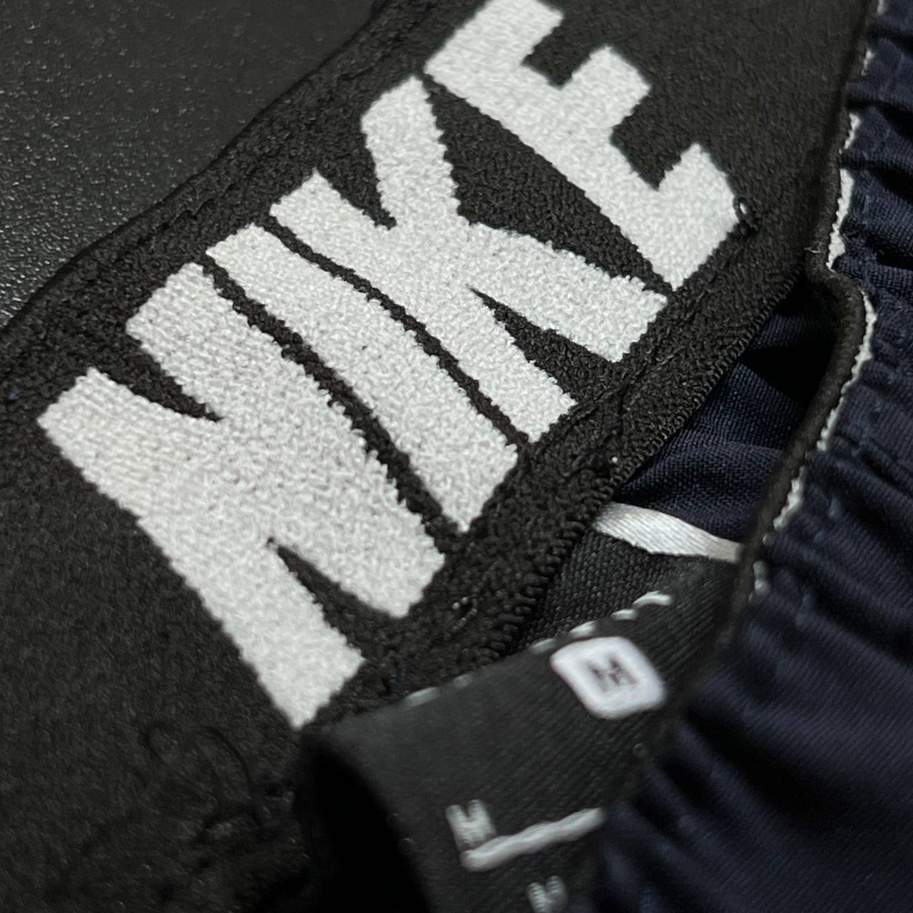 Calça Microfibra Ultra - NIKE elástico interno - Uniquess - Loja Virtual