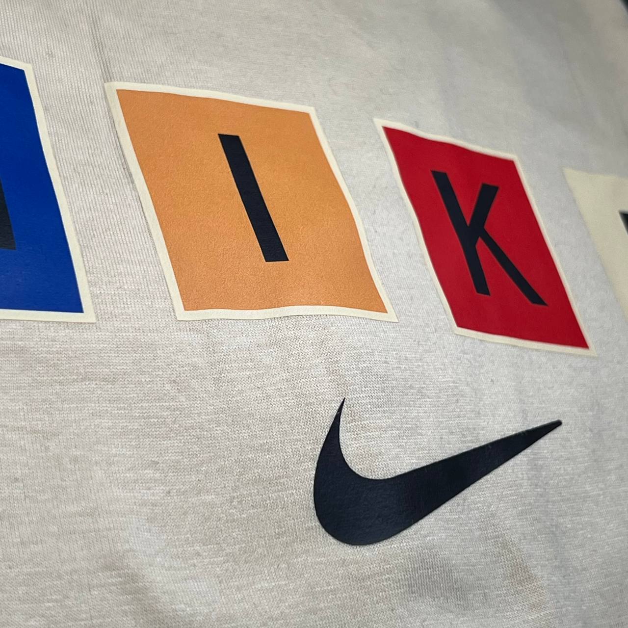 Camiseta 30.1 Penteada - NIKE arte em DTF - Uniquess - Loja Virtual